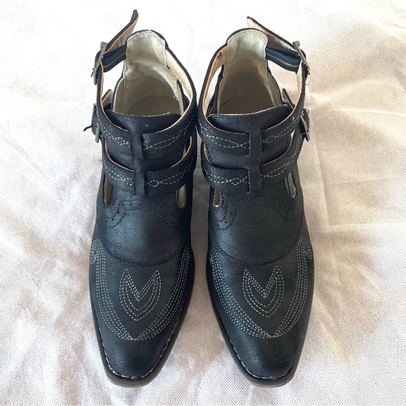 Roper | Shoes | Roper Womens Willa Black Vegan Leather Western Snip Toe ...